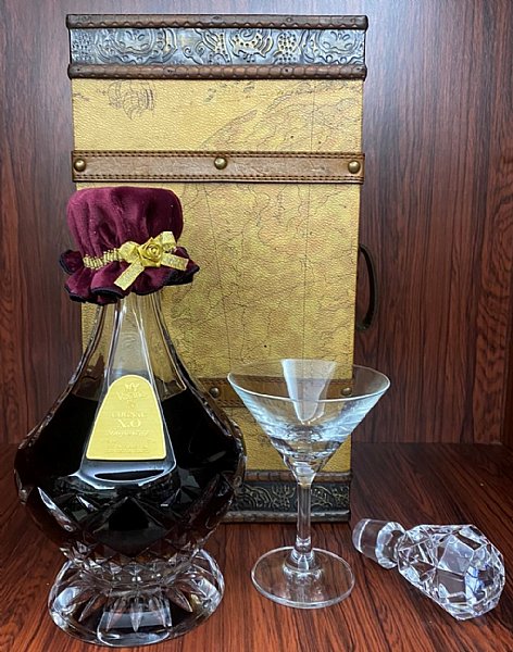 寶拉蕊水晶瓶 P9品酒網