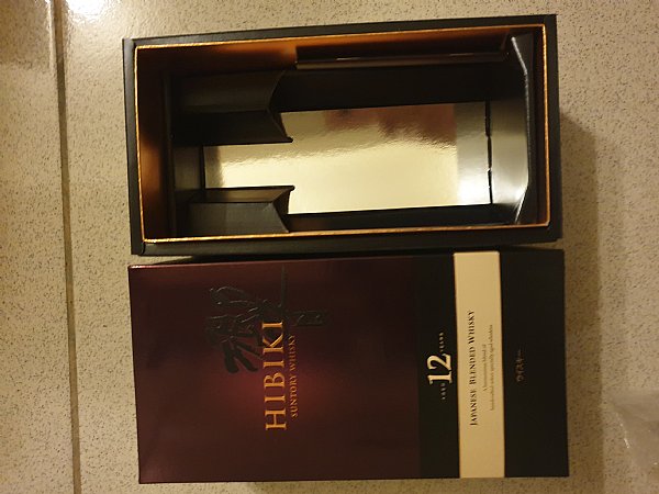 徵響1217亮版空盒 P9 tw 品酒網 各式威士忌推薦葡萄酒紅酒高粱酒白蘭地調酒您買酒喝酒的最佳夥伴