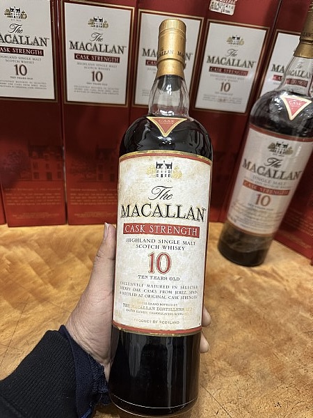 10年麥卡倫原酒跑出英文正寫版本59 3 有興趣私聊 P9品酒網