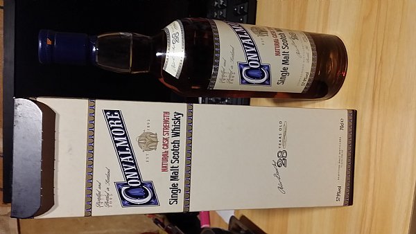 Convalmore 28 yo 1977/2005 57.9%, OB/.Bowmore 25 yo 43% OB/Lagavulin 30 ...