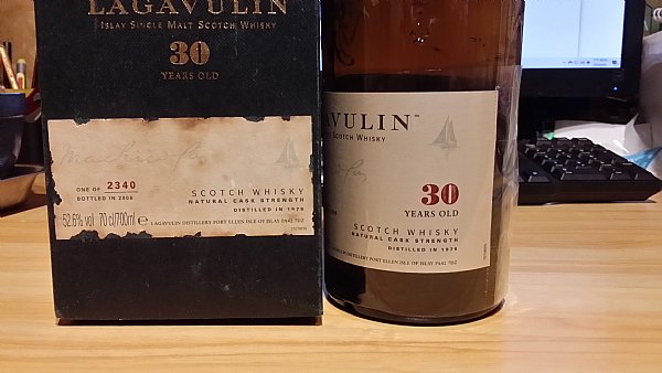 Convalmore 28 yo 1977/2005 57.9%, OB/.Bowmore 25 yo 43% OB/Lagavulin 30 ...