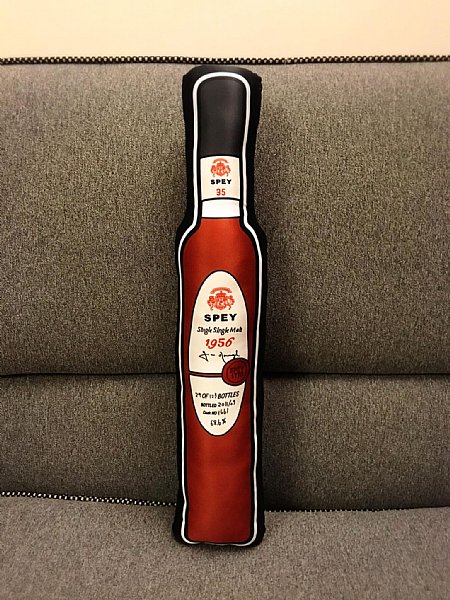 15款威士忌抱枕 :::P9品酒網:::