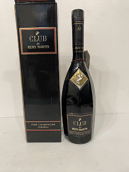 軒尼詩XO虎年限量 夏堡XO 李斯特N 人馬小花 卡慕長頸 公賣局白蘭地 拿破崙XO 小頭青 賽門VSOP E&J 教士兄弟 紅龍XO禮盒 ...