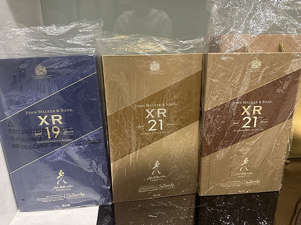 XR19 + XR21 + XR21 ～ 限18歲以上本人交流 :::P9品酒網:::