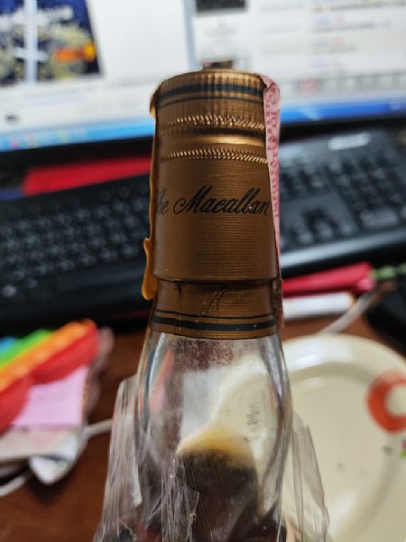 Macallan 18 1977 髒污 :::P9品酒網:::