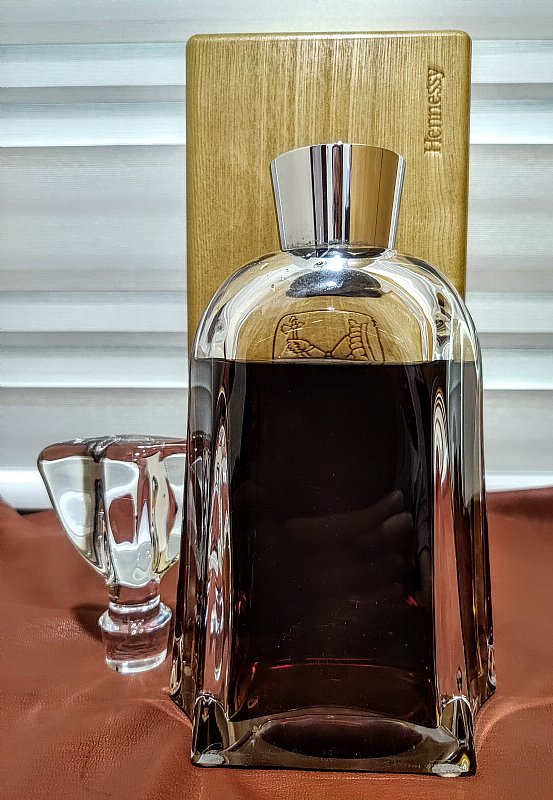 Hennessy no1.卡幕中樣...等 :::P9品酒網:::